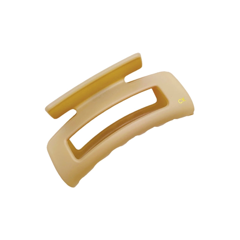 French Cutout Claw Crème Matte – Chelsea King Inc.